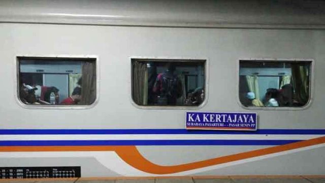 Jakarta Surabaya Semakin Nyaman Dengan Kereta Api Kertajaya